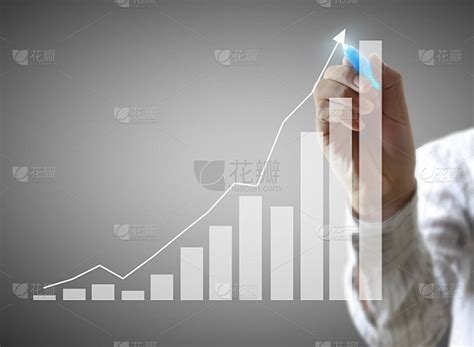 商人绘制图形增长图形