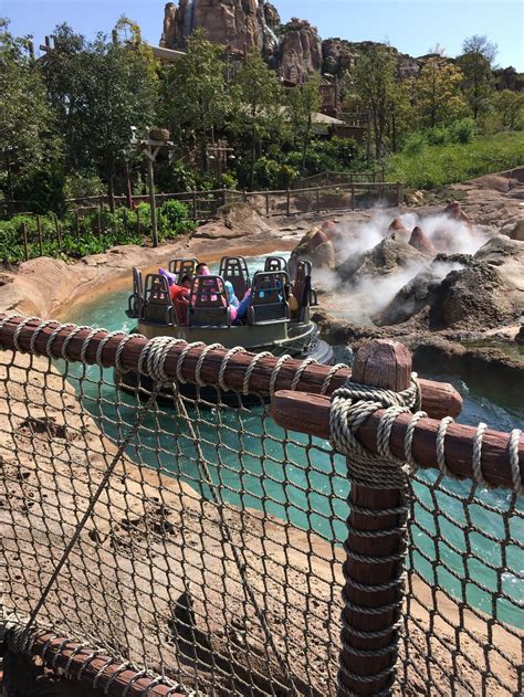 迪士尼乐园漂流 迪士尼乐园 上海迪士尼乐园 第6页 大山谷图库