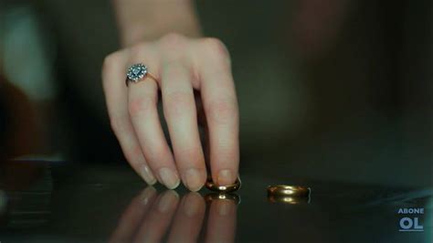 τι ειδαμε στο επεισοδιο 50 Το επεισοδιο ξεκινα με τα πλανα του γαμου Ο ομερ φτανει στο χωρο