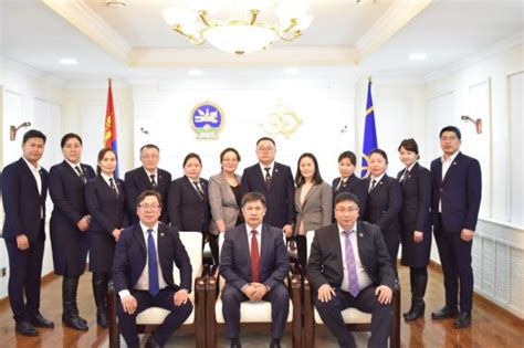 Монгол Улсын Ерөнхий Аудитор Д Занданбат ажлын хэсгийн хамт Дархан Уул аймагт ажиллаа