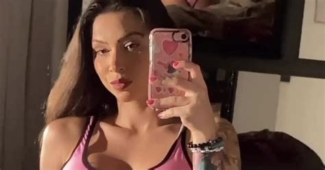 Singer Who Had Oral Sex On Stage With Fan Wows With Pink Game Over Lingerie Snaps Daily Star