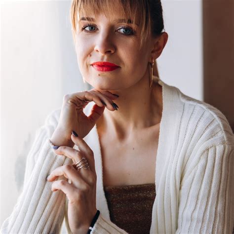 Так нас вчать давно Не виділяйся ти не кращий за інших будь як всі Ці правила працювали ще