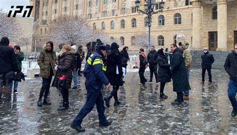 სასამართლო პროცესის პარალელურად თბილისის საქალაქო სასამართლოსთან მიხეილ სააკაშვილის