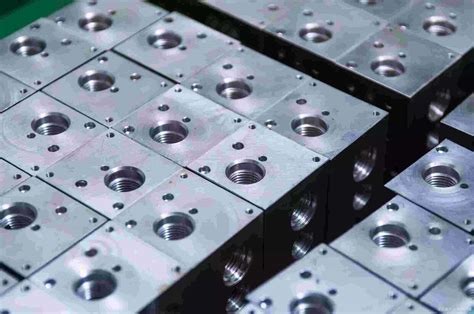 Sheet Metal Defect Detection Mindvision