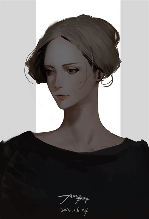 Фото Девушка со светлыми собранными волосами