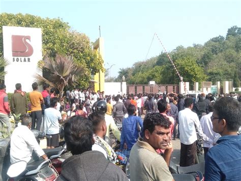 Nagpur Blast नागपूरमध्ये भीषण स्फोटात 9 जणांचा मृत्यू कंपनीबाहेरचे