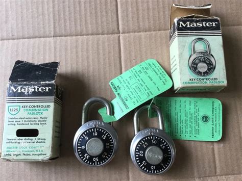 Vintage Two 2 Master Combination Locks 1525 With Combo Rare £2000 Picclick Uk