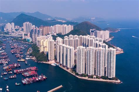 香港樓市持續下跌前景看淡 公民 · 好學