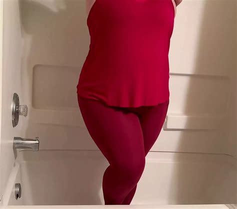 Hot Girl Desperate To Pee In Tight Red Yoga Pants XHamster