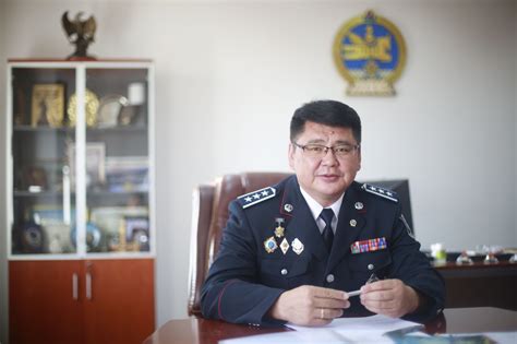 Дотоод хэргийн их сургуулийн захирлыг чөлөөлж цагдаагийн хурандаа О Зоригтыг томилжээ