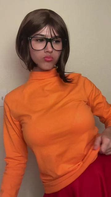 Download A Video Of Strawberrytabby