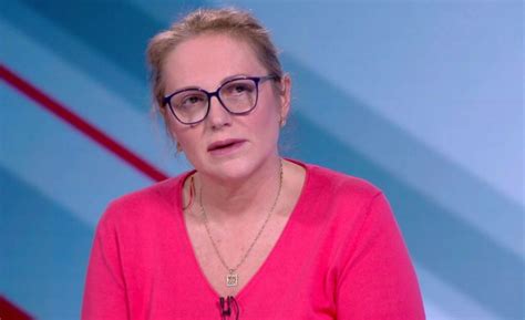 Цветеслава Гълъбова Трябва да свикваме че ще се управляваме от коалиции Cross Bg