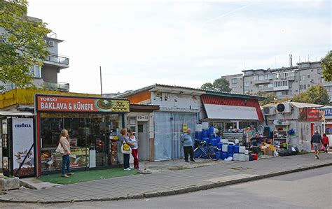 Община Варна обяви обществена поръчка за облагородяване на междублоково