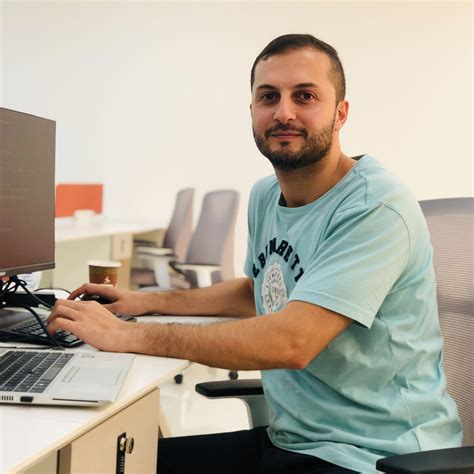 Ali Hamdan Senior Front End Entwickler Wondergifts XING