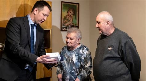 Több Mint 100 Milliárdba Került A Gondosóra Program Blikk