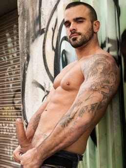 Check Out Damien Crosse S Page On Pornflip