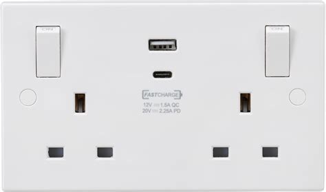 MK ELECTRIC Logic Plus Double Socket K WHI With Dual USB Charging Ports Type A And C