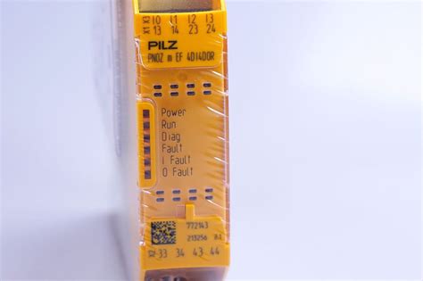 Pnoz M Ef 4di4dor Pilz Expansion Module 4 Safe Digital Inputs 4 Safe Relay Outputs Wartung