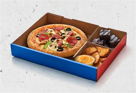 Extravaganzza Dominos Pizza