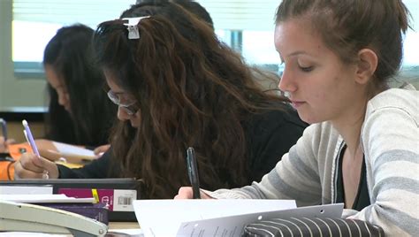 Ontario Teachers Concerned About Effect Larger Class Sizes Will Have On