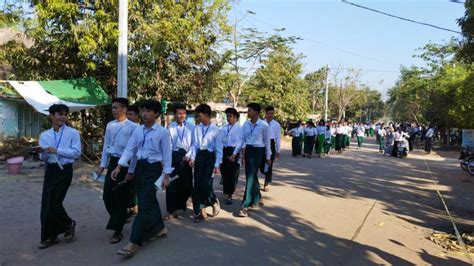 ကြို့ပင်ကောက်မြို့တွင် တက္ကသိုလ်ဝင်တန်းစာမေးပွဲများ စတင်ဖြေဆို