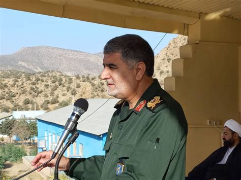 مراسم اختتامیه آموزش رزم مقدماتی سربازان مرکز آموزش شهيد ثابت خواه