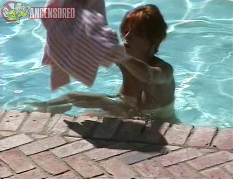 Naked Mylène Farmer In Mylène Farmer Music Videos Ll And Lll