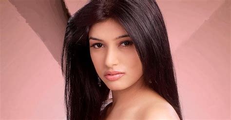 Divya Bhandari Tamil Spicy Actress In Red Portrait Photo Shoots