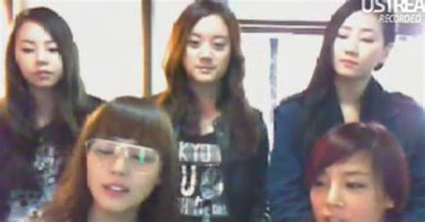 원더걸스 전 세계 팬들과 유창한 영어로 웹 채팅