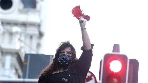 Продължават протестите срещу пенсионната реформа във Франция Новини бг