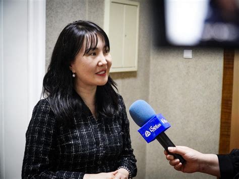 Ч Ундрам МАН ын бүлгийн гишүүдийн олонх нь ҮАБЗ ийн зөвлөмжийг дагаад “Англи хэлийг бага ангиас