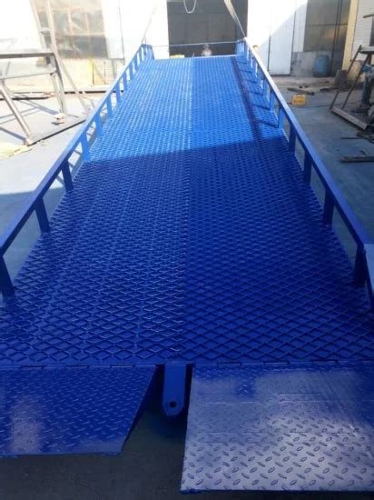 Hydraulic Container Loading Mobile Container Loading Ramp Fixed Boarding Bridge And Hydraulic