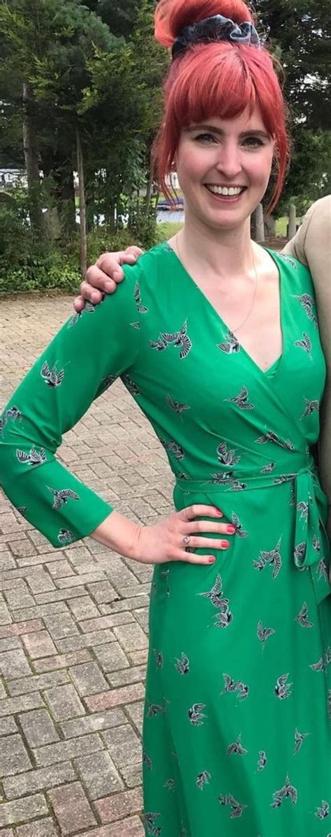 Izzie Balmer Bargain Hunt Is An Underrated Hottie Rjerkoffukcelebs