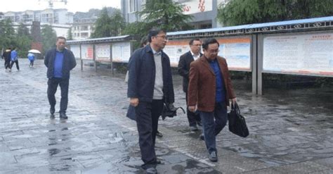 专家调研引领推动 指导谱写质量提升省专家组到丹寨县调研指导民族地区基础教育质量提升行动计划项目工作 马巧凤 课题 指导