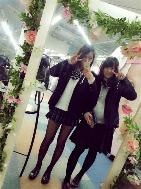 ボード女性アイドルタレントplusのピン