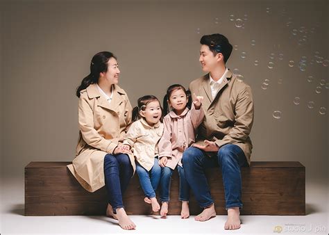 가족사진 자매우정사진 제이핀스튜디오갤러리