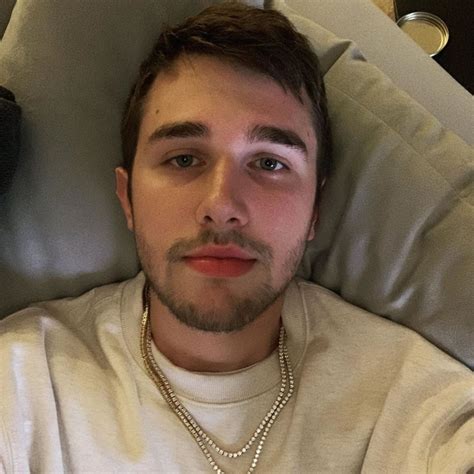 Details über Christopher Comstock Alias Dj Marshmello Wiki