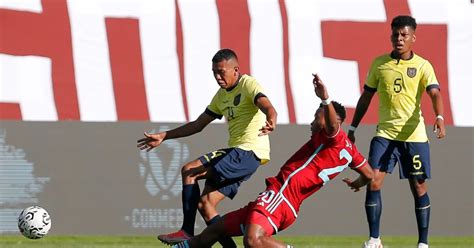 Colombia Fue Humillada Por Ecuador En El Inicio Del Preolímpico Goleada 3 0 Y Con Un Expulsado