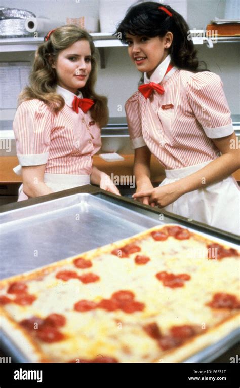 Aug 13 1982 Los Angeles Ca Usa Jennifer Jason Leigh And Phoebe
