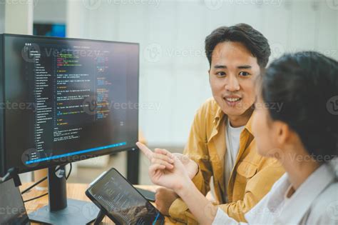 Team Programmer Focuses On Software Development Site Design And The