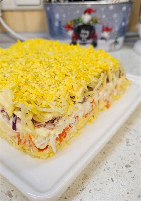 Салат Мімоза з тунцем і маринованою цибулею покроковий рецепт з фото Автор рецепта Olena