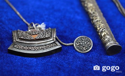 ФОТО Чамин хийц бүхий Дарьганга мөнгөн урлалын Нандин өв үзэсгэлэн нээгдлээ