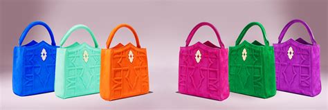 Dellaluna Venezia - Italian Fashion House