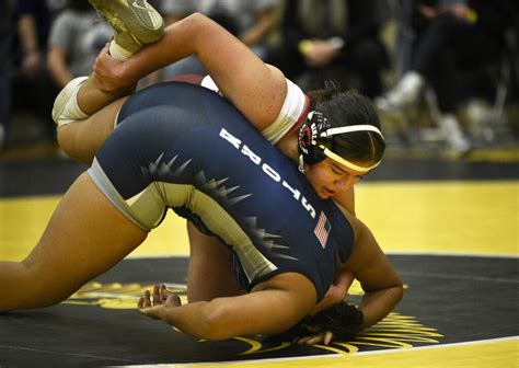 Avery Vega Padilla Of Camas Leads 4a Greater St Helens League Girls
