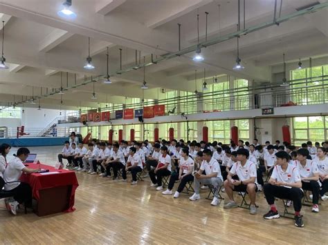 五四青年节湖北省体育局重竞技中心开展“向阳而生 逐光而行”主题活动国家体育总局
