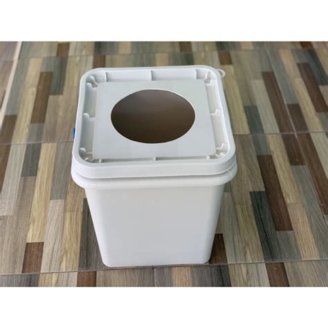 ถังปลูกไฮโดรโปนิกส์ ถังพลาสติก สีครีม 20 ลิตร ทรงสี่เหลี่ยม เจาะรูฝา 6นิ้ว Hydroponics Bucket