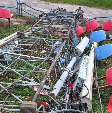 Російські військові руйнують станції мобільного звязку у Херсонській області Новости Section