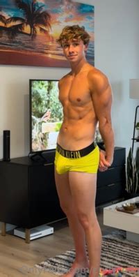 Photos Or Videos Of Blonde Twinks Or Blonde Twunks But Twinks