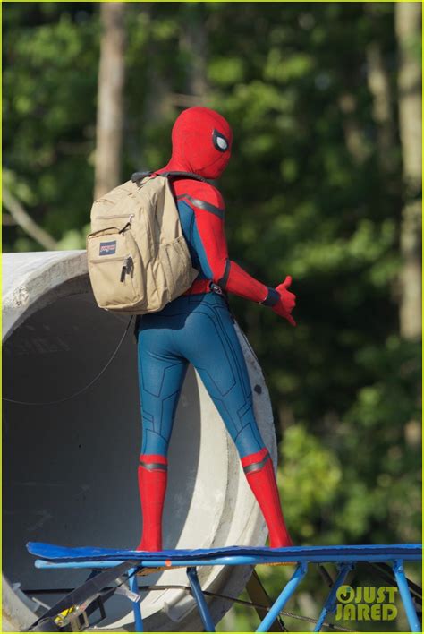 Tom Holland Looks Hot In His Spider Man Suit First Look Photos