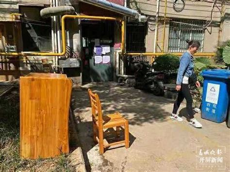 昆明一女子搬家椅子却“不翼而飞”！民警一查发现竟是一场“乌龙” 知乎